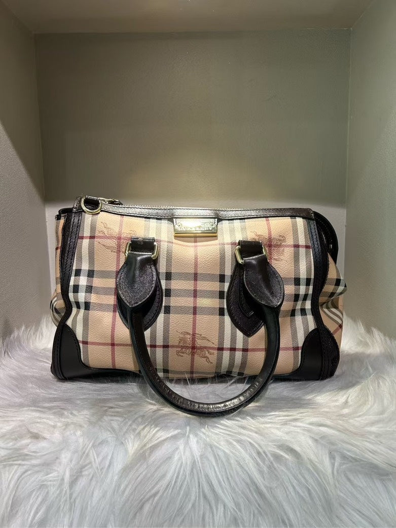 Pre-loved BURBERRY Check Plaid Beige and Black Satchel Bag | ShopShops